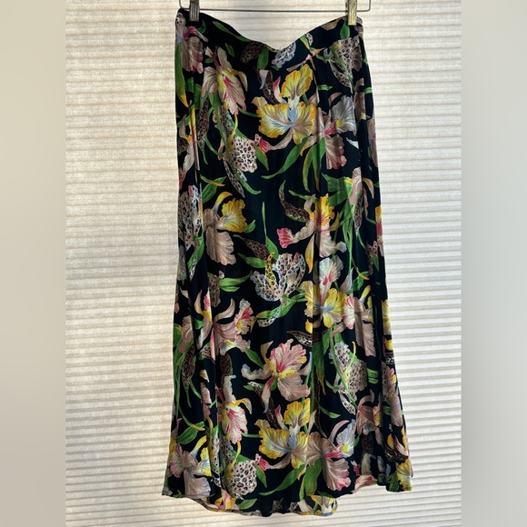 August Max | Skirts | August Max Woman Vintage Black Floral Animal ...